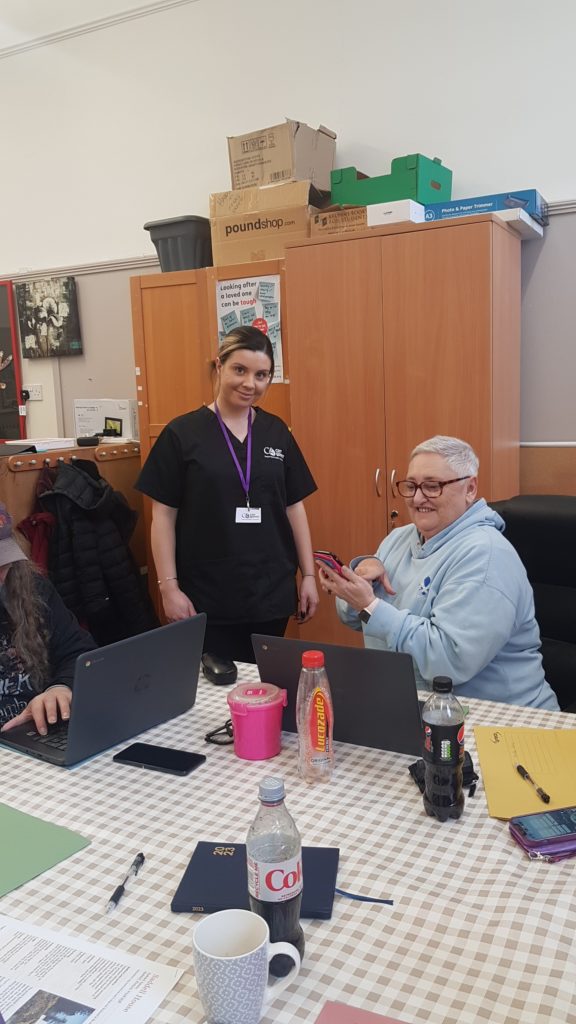 Digital Inclusion at Kintyre Link Club - Carr Gomm